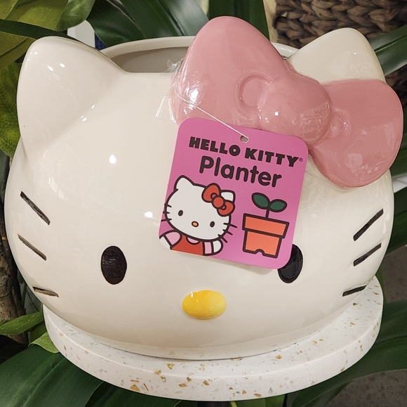 Sanrio | Accents | Hello Kitty Large Planter New Sanrio 224 Pink Bow ...
